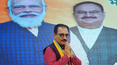 7 BJP vans to give info on services law | Delhi News - Times of India