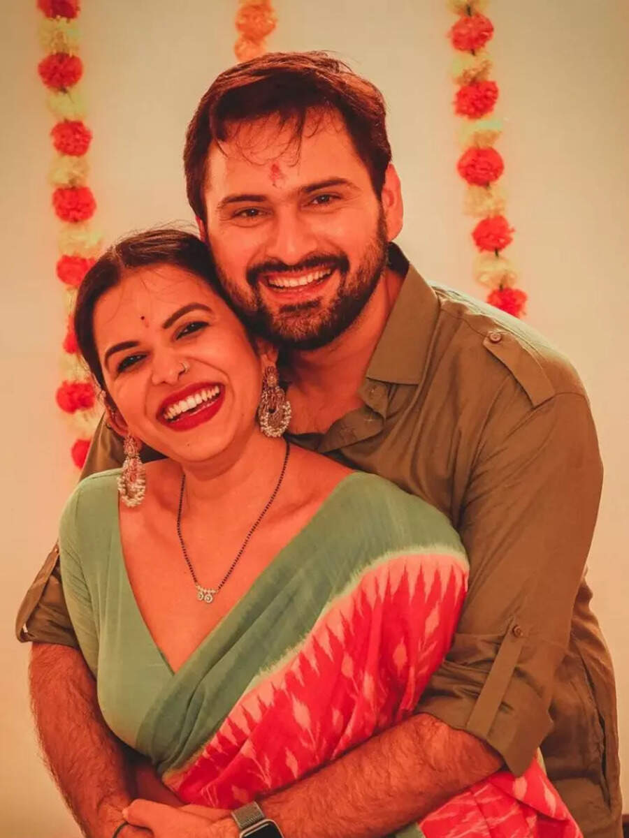 Siddharth Chandekar and Mitali Mayekar's captivating romantic photos ...