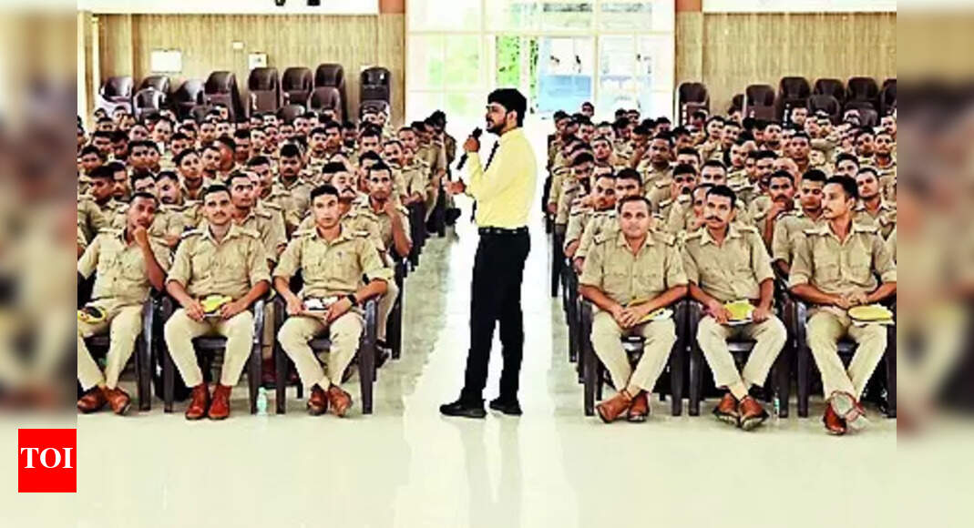 Police Training: ‘negotiation A Key Aspect Of Policing’ | Lucknow News ...