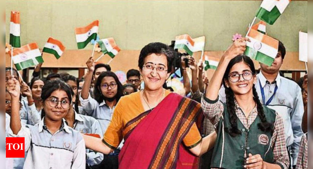 Day to savour as kids stay in school to see Vikram lander touch down ...