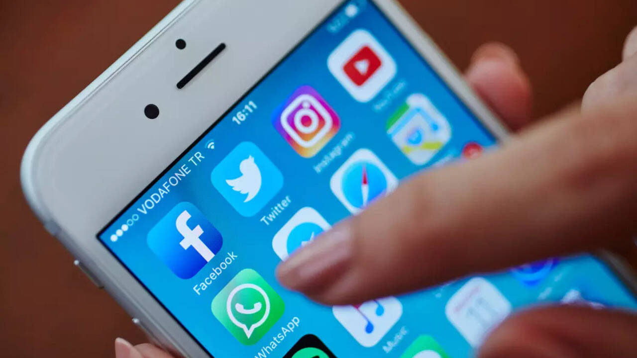 WhatsApp Introduces Nameless Group Creation: A How-To Guide