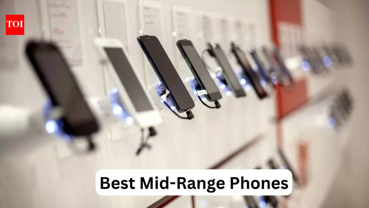 Best Mid-Range Phone: Great Options In A Budget For Everyday Use ...