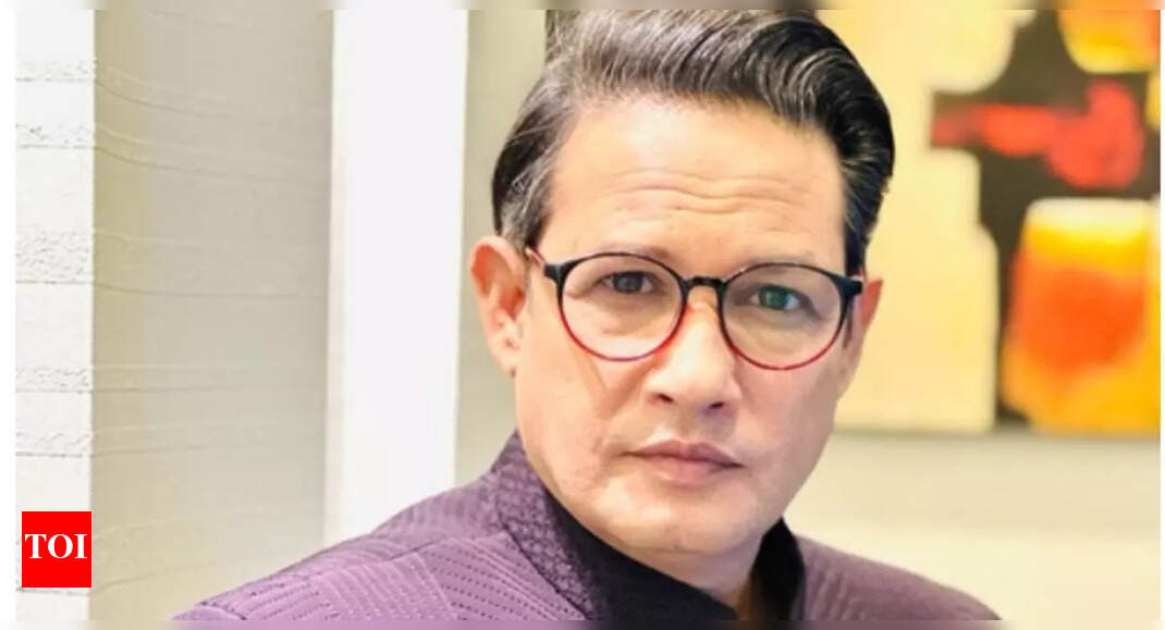 Rajesh Ganesh Sharma returns TV with 'Pandya Store' - Times of India