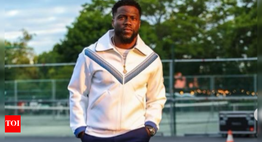 Kevin Hart in a wheelchair, injured after abdominal muscle tears ...
