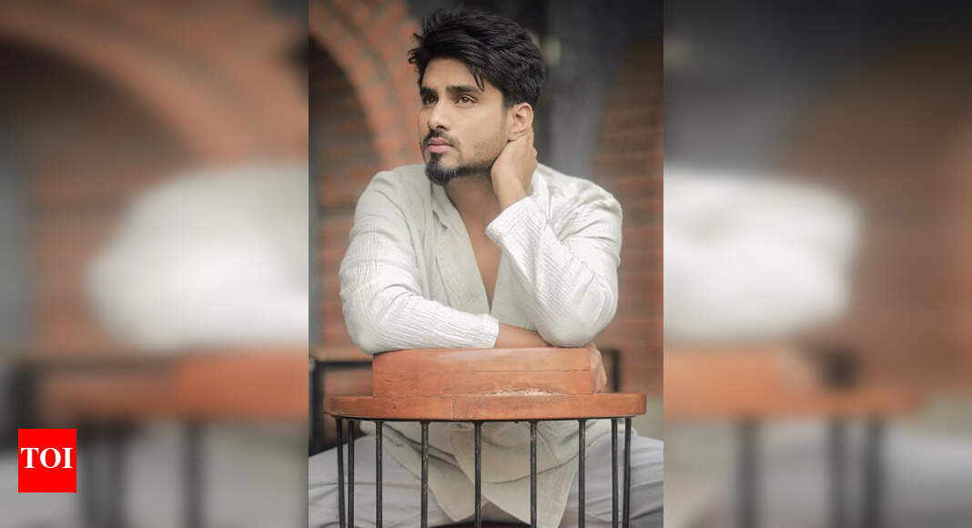 Rakksh signs a pan-India film with Bahaddur Chetan | Kannada Movie News ...