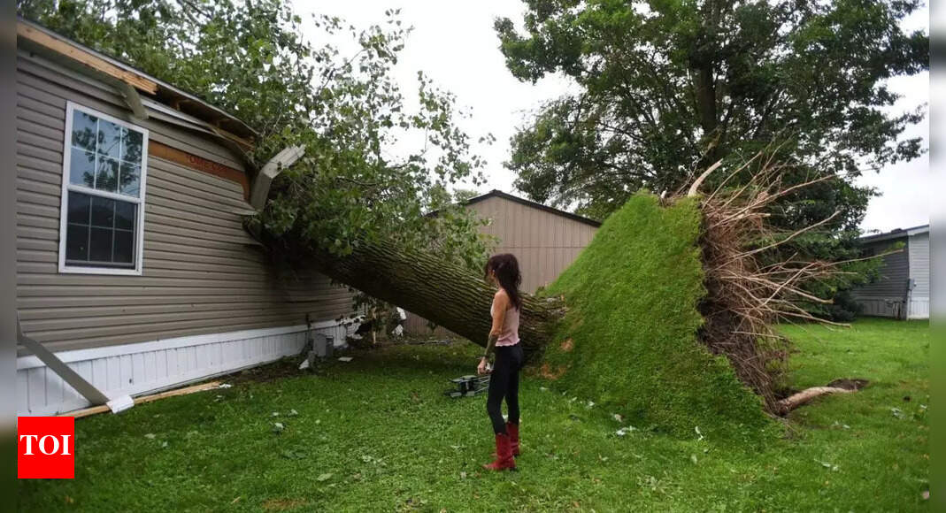Michigan: 6 tornadoes confirmed as Michigan storms down trees and power ...