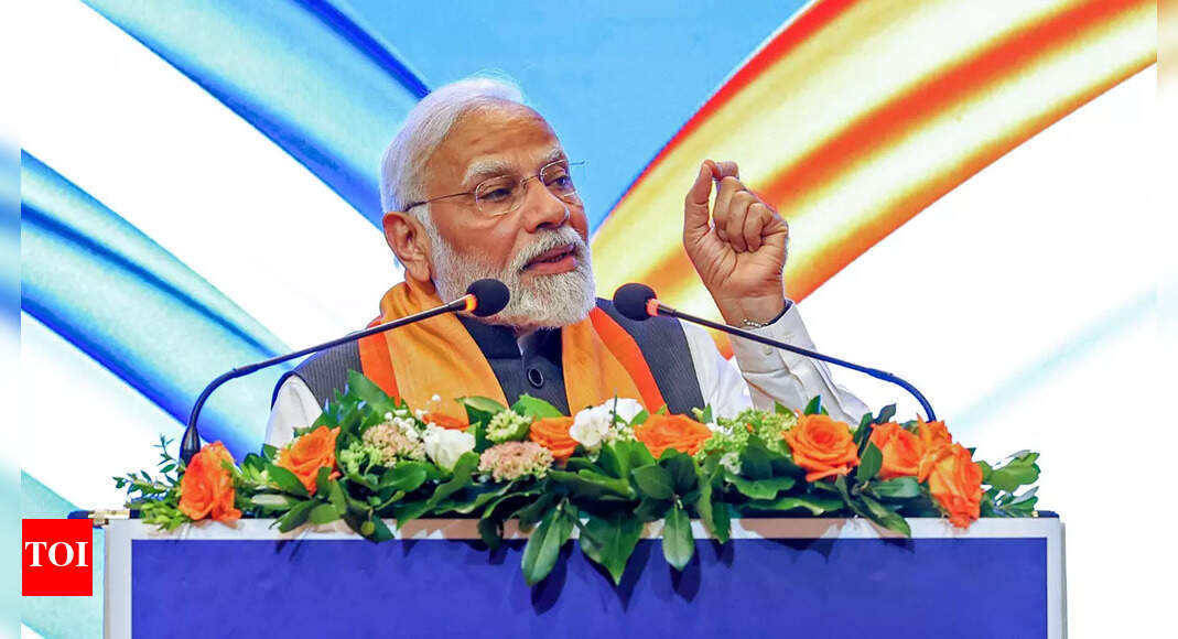 'Neeraj Chopra's Olympic medal made everyone proud': PM Modi in Greece ...