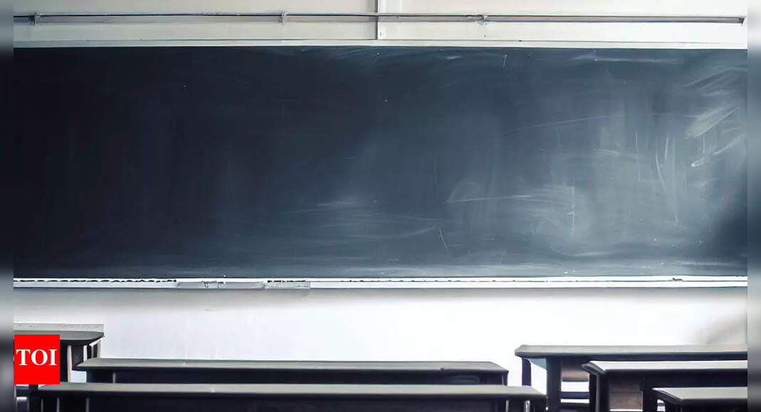 Class X student beaten for writing 'Jai Shri Ram' on school blackboard in Jammu’s Kathua | Jammu ...