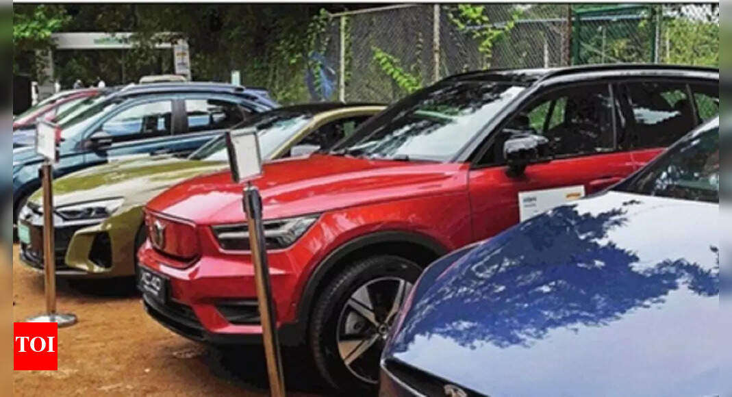 New green fuel cars in Mumbai go past diesel | Mumbai News - Times of India