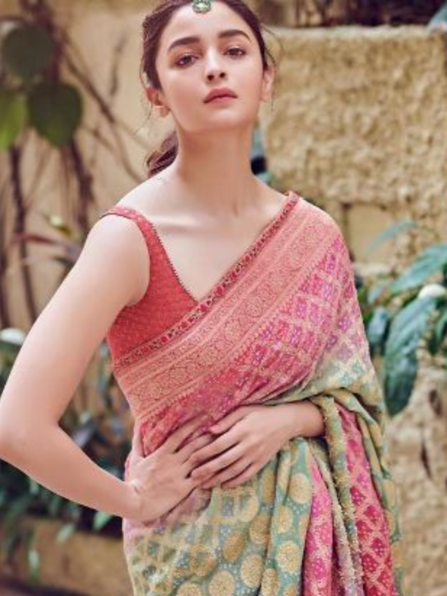 9 Must-Have Sarees for Every Woman's Festive Wardrobe | Zoom TV