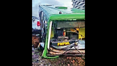 PMPML bus drives into subway ditch along Katraj-Dehu Rd bypass | Pune News - Times of India