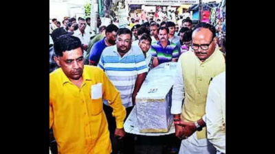 Victims: Dy CM junks protocol, takes victims' bodies to their homes ...