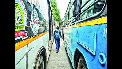 Stock Exchange: Motorists Up In Arms As Bus Drivers Occupy Lanes At ...