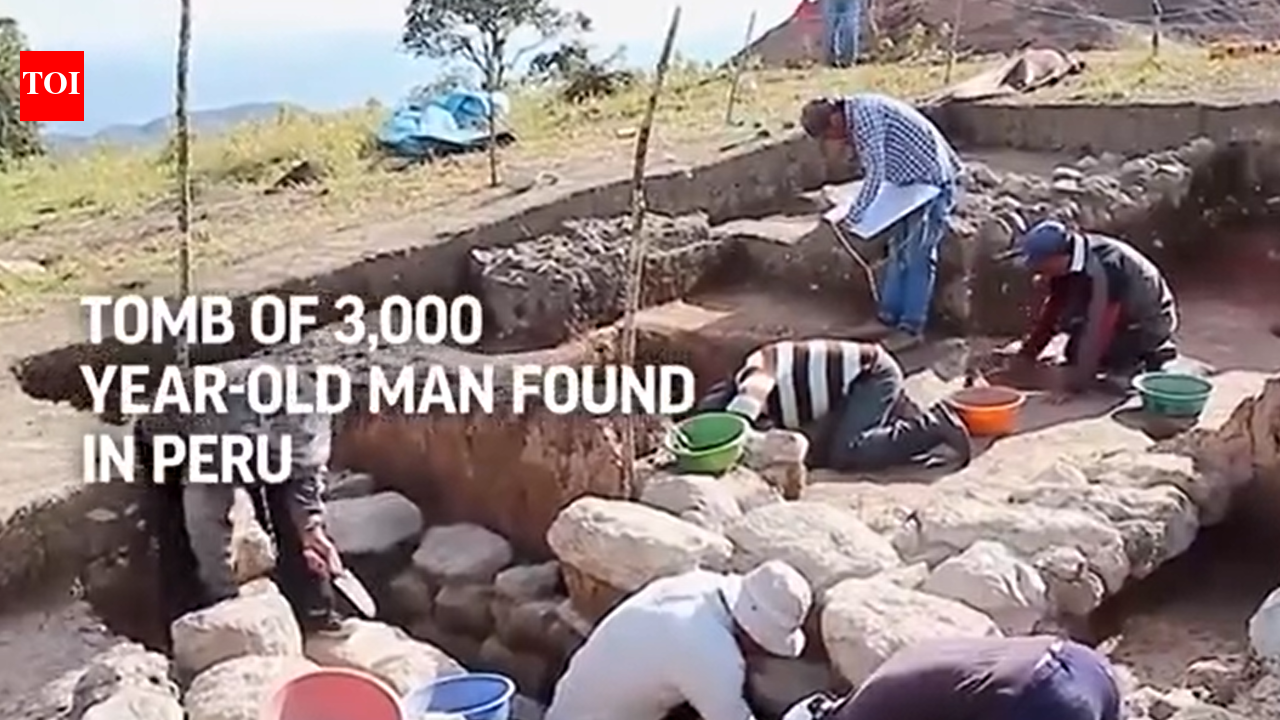 Archaeologists unearth 3000-year-old tomb of a religious leader in Peru