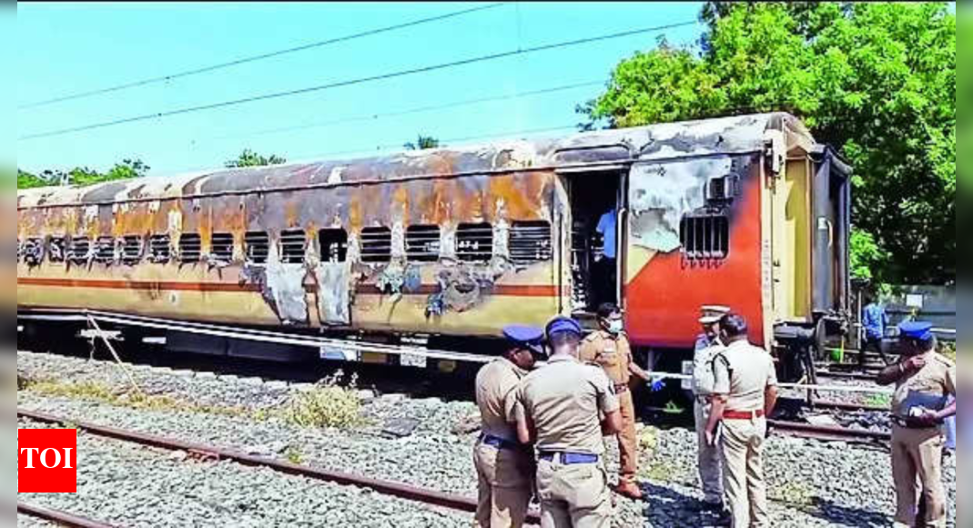 Madurai train fire: 5 staffers of UP-based travel agency held | Lucknow News - Times of India