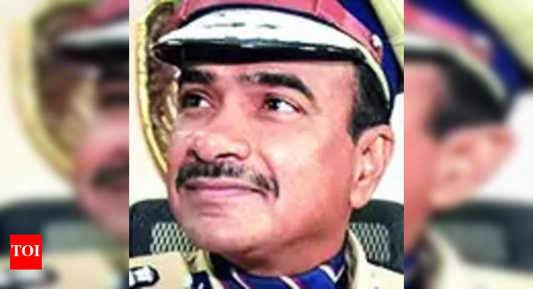 Hyderabad Police: Cv Anand Holds Review Meet For Upcoming Assembly ...