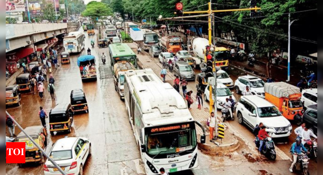 Solapur Road: Police Want Removal Of Four Brts Stops On Solapur Road | Pune News - Times of India