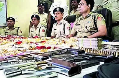 S&P 500: Off-duty Ranaghat Asi Emerges A Hero | Kolkata News - Times of ...