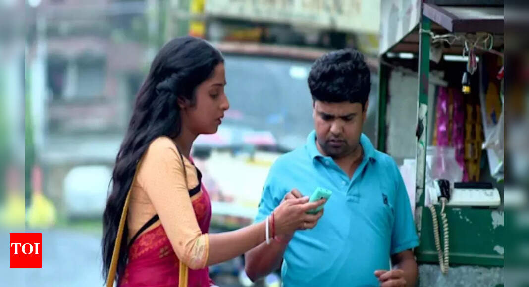 Anurager Chhowa update: Deepa searches for Sona-Rupa - Times of India