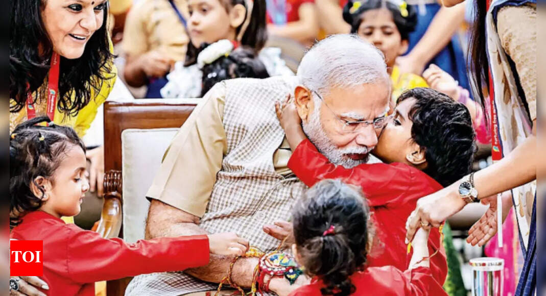 Narendra Modi News: 8 in 10 Indians have a favourable view of PM Modi ...