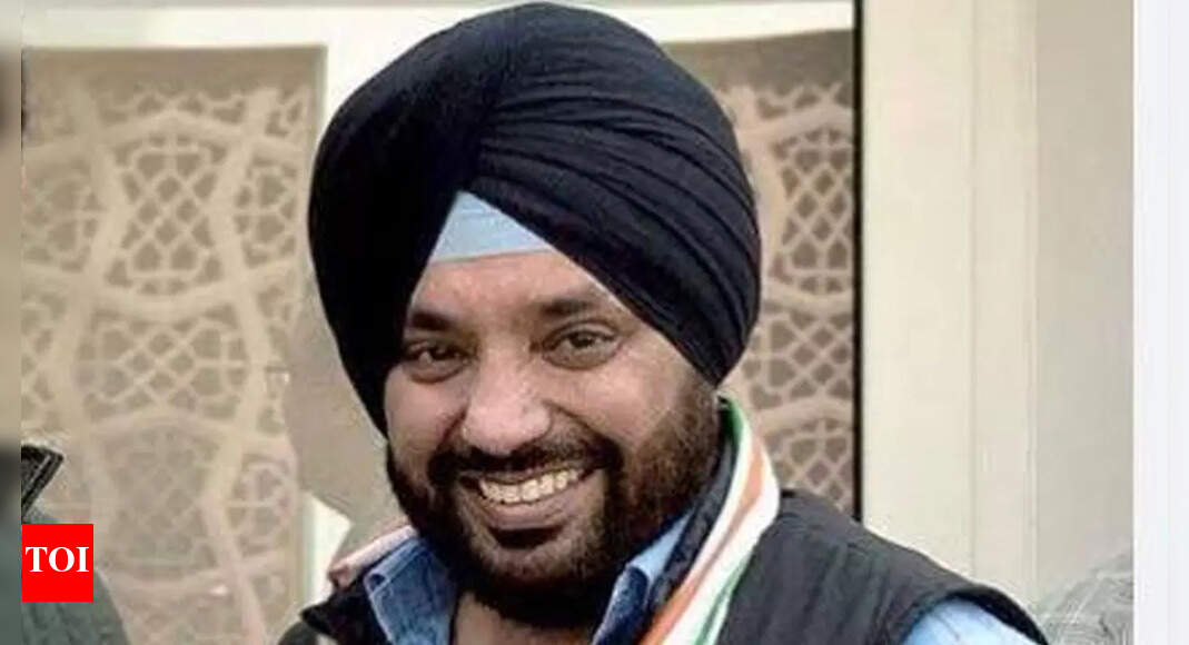 Delhi Congress Chief: Arvinder Singh Lovely appointed Congress' Delhi ...