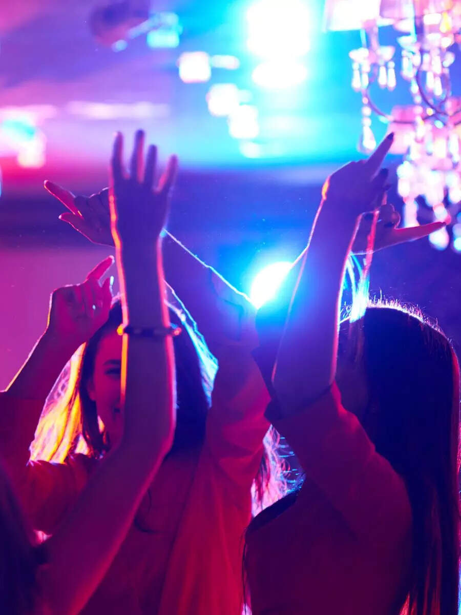 10 Tips to Prepare For Your College Freshers' Party | Times of India