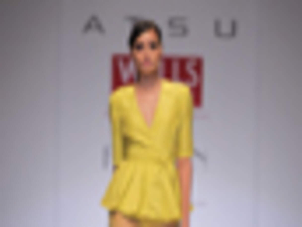 PFMI World 2011 Kanishtha Dhankhar walked the ramp for Atsu Sekhose