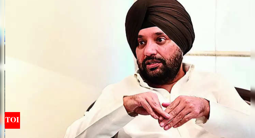 Arvinder Singh Lovely returns as Congress Delhi unit chief after 8 ...