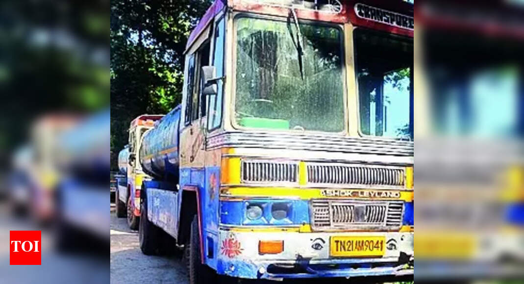 Tanker Lorry: Tanker Lorry Drivers Strike Demanding Pending Payment ...
