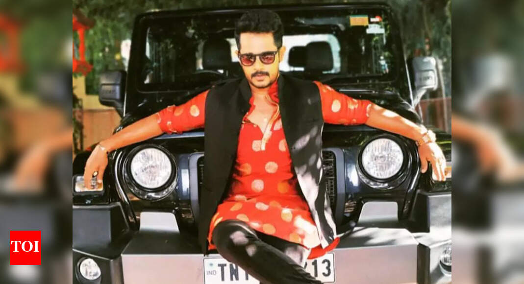 Actor Nandha announces his exit from TV show 'Kanne Kalaimaane'; Navin ...