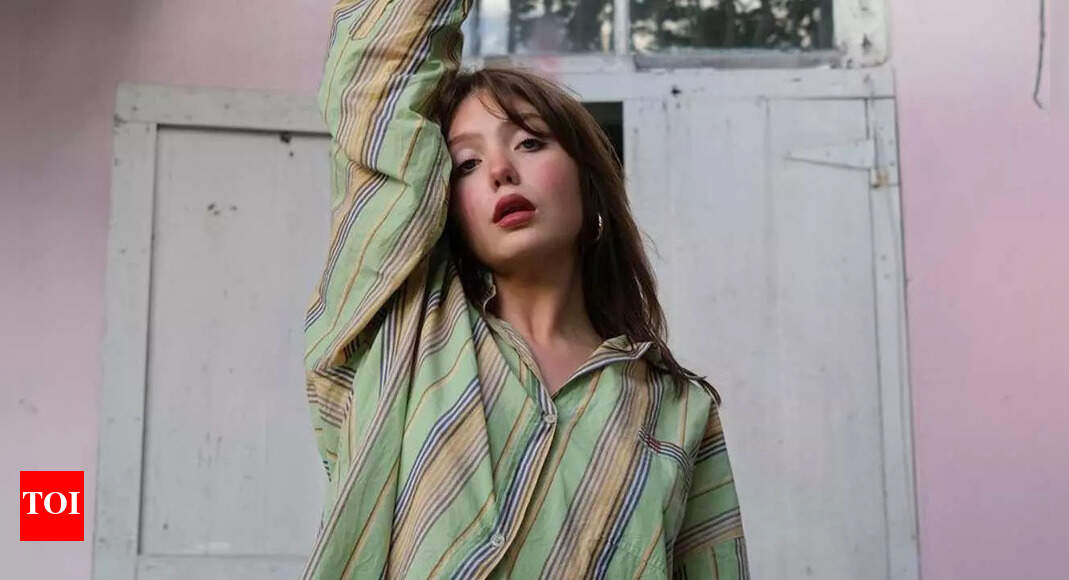 Faye Fantarrow : British singer and songwriter, Faye Fantarrow dies at ...