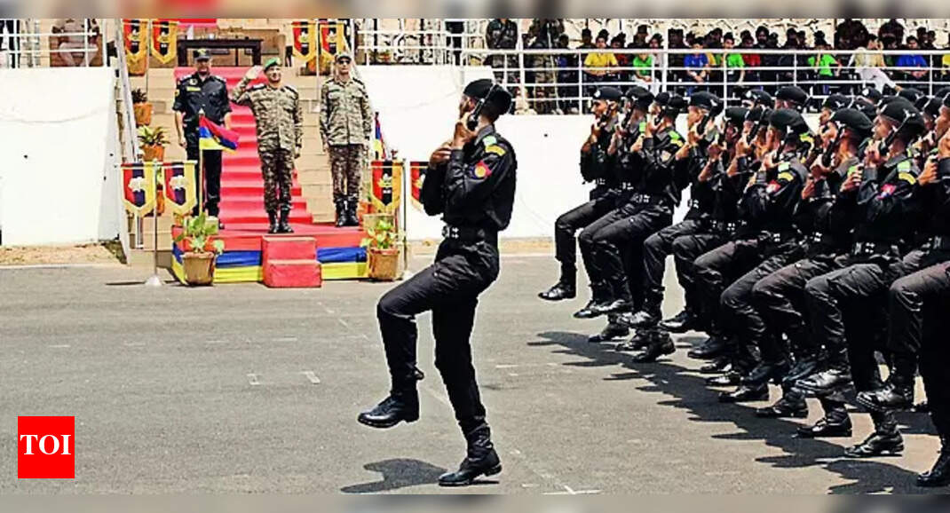 Indian Army: Police Commandos Complete Ph-1 Of Training With Army ...