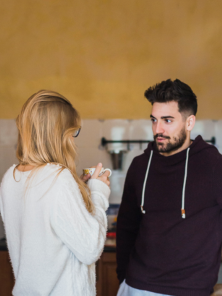 9 Sensitive Conversations to Avoid in a New Relationship | Zoom TV