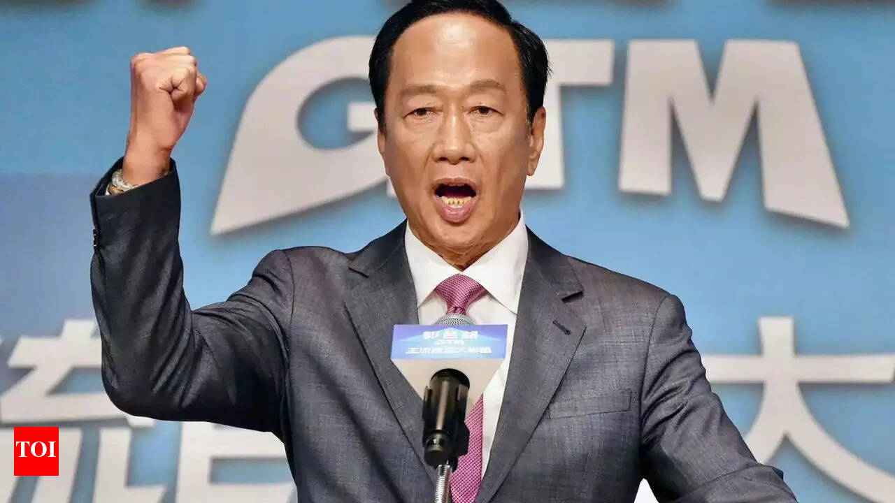 Terry Gou Quotes Drawing Strength From