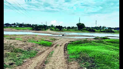 Water Scarcity: Rivers In Haveri Run Dry Due To Deficit Rain; Farmers ...