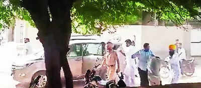 Sukhbir: Kotkapura Firing: Sukhbir, Ex-sho Appear In Court | Chandigarh News - Times of India