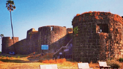 Madh Fort Mumbai: Bmc Proposes To Restore And Beautify Madh Fort ...