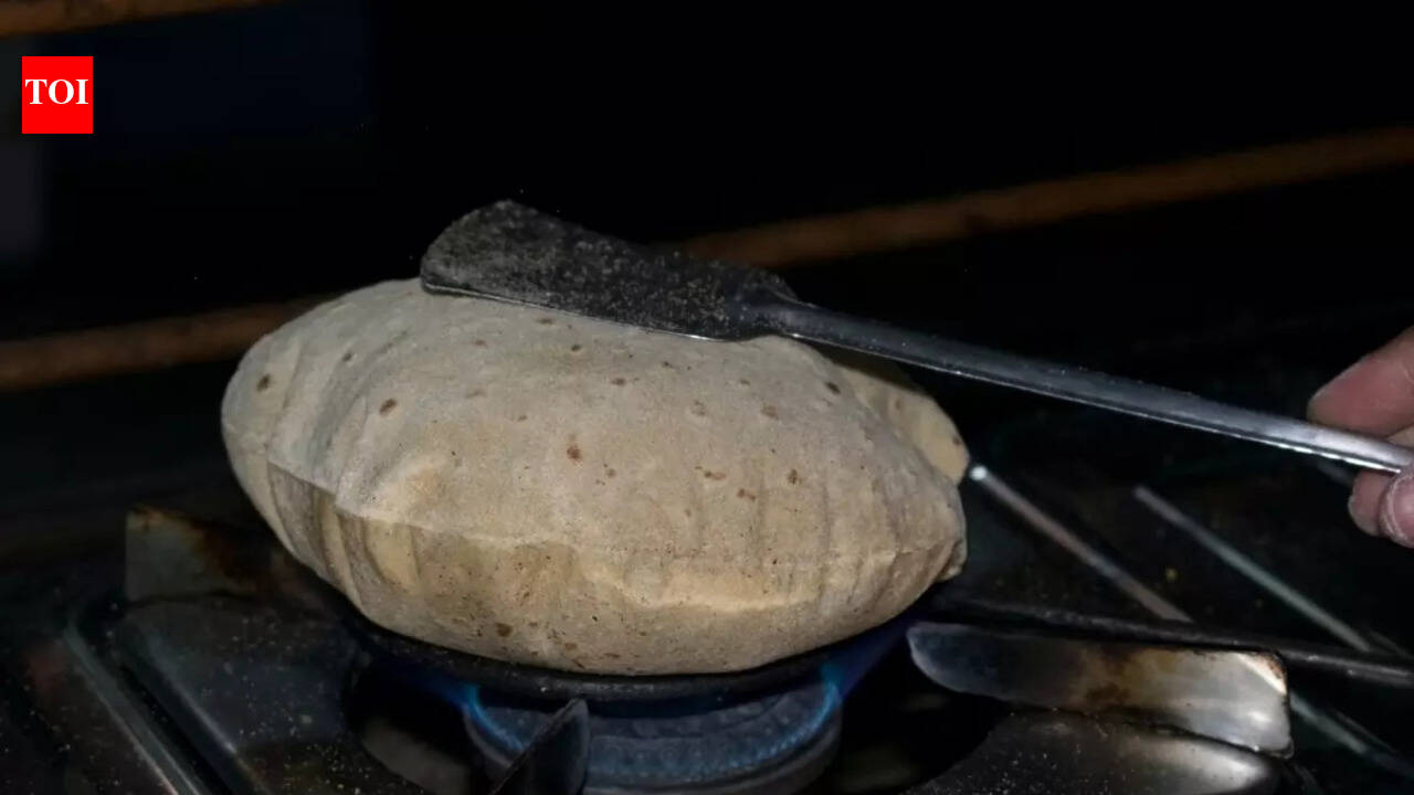 Fluffy Chapatis: Tricks and tips to make fluffy Chapatis