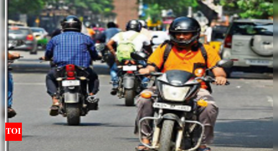 Food Delivery: Group of food delivery partners go the extra mile, feed ...