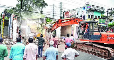 Gunadala Flyover: Demolition Of Houses Begins As Works On Gunadala ...