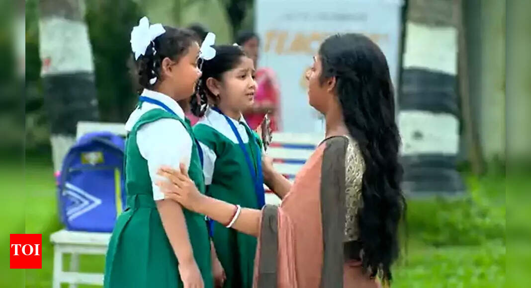 Anurager Chhowa update: Deepa finally meets Sona and Rupa; the kids lie ...