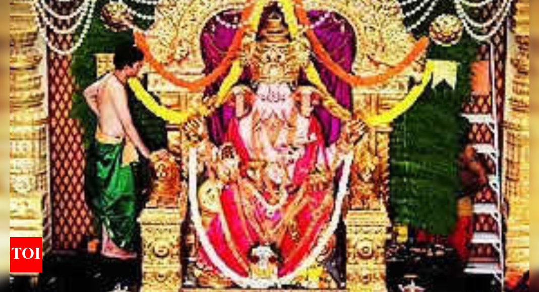 GSB Ganesh mandal in Mumbai buys record Rs 360 crore insurance | Mumbai ...
