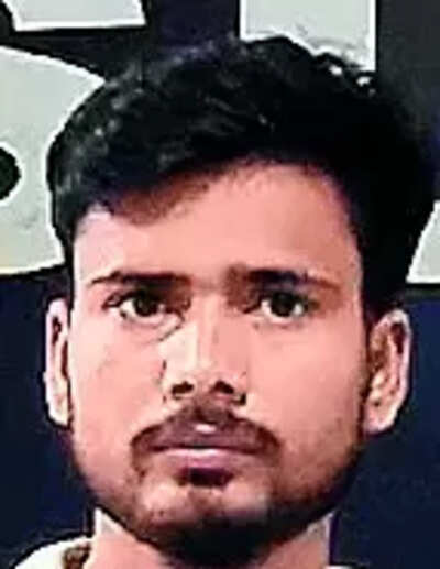 Indian Identity: 2 Lakh Fake Govt Documents Sold | Surat News - Times ...