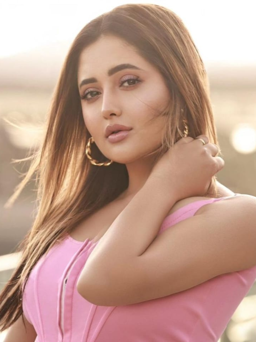 Rashami Desai Top 9 Inspirational Quotes To Live A Stress Free Life ...