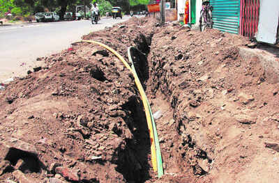 Laying Work: Underground Electric Cable Laying Work Begins | Bhopal ...