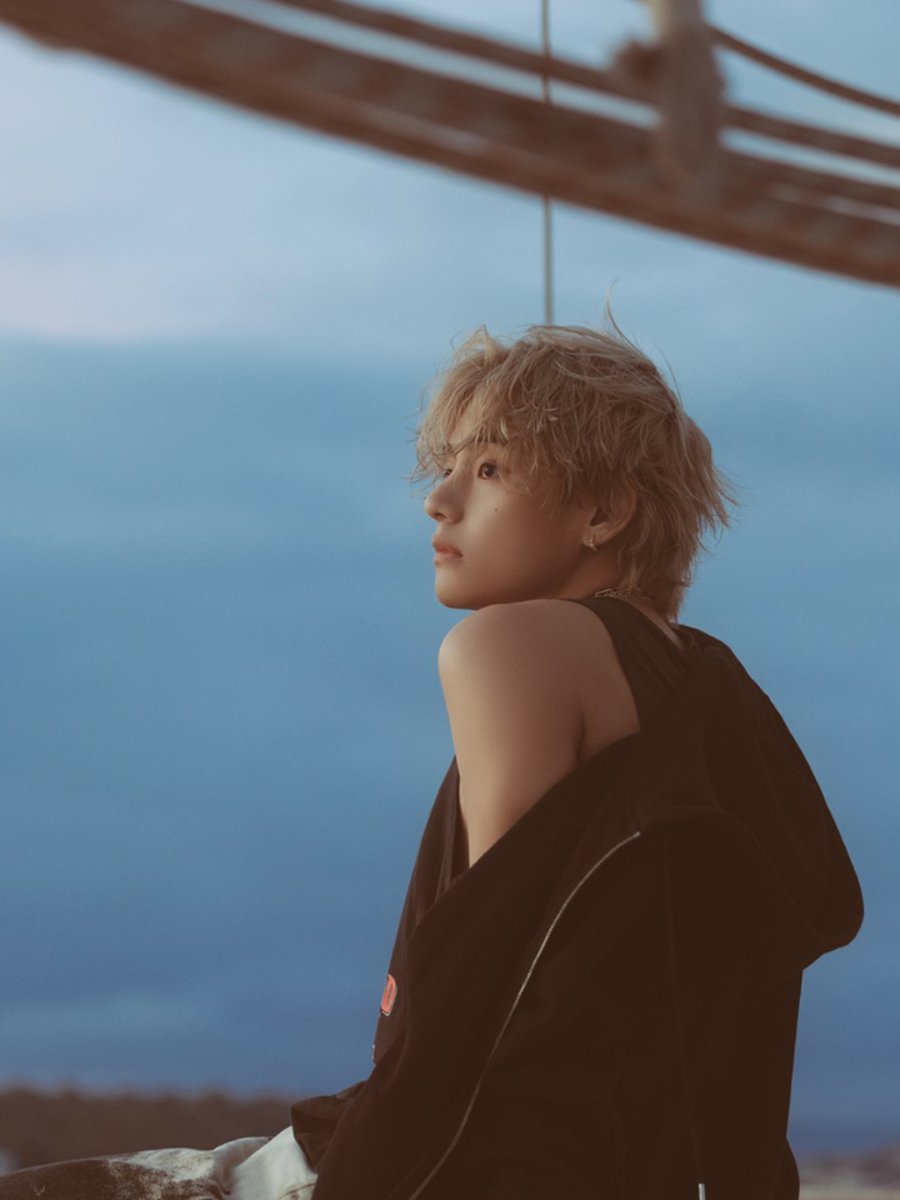 BTS’ V’s Dreamy Visuals From Slow Dancing MV | Times Now