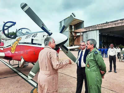 Aircraft Deputy Air Chief Flies Hal Made Htt 40 Trainer Bengaluru