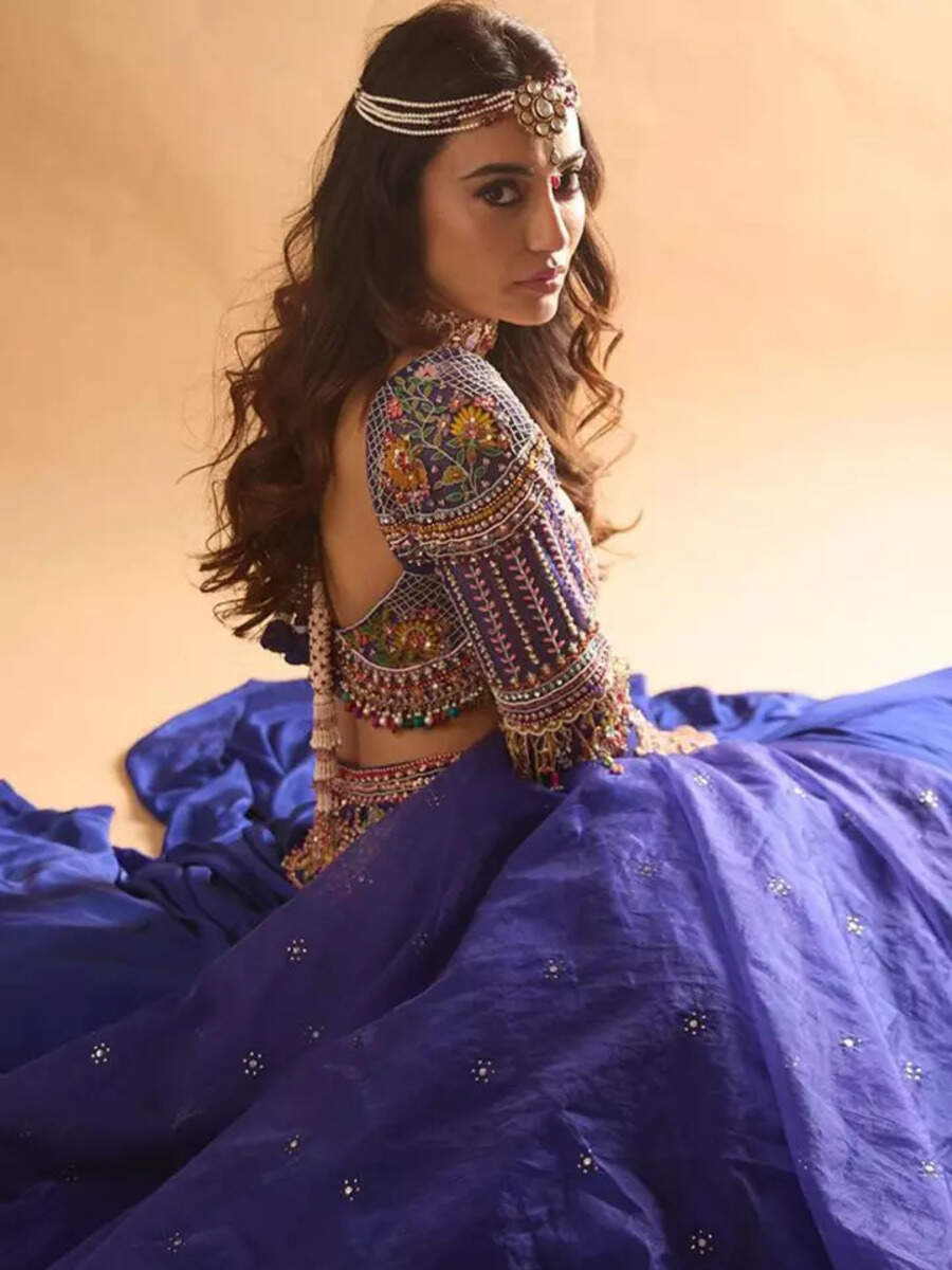 Surbhi Jyoti appears distinctive in traditional attire | TOIPhotogallery