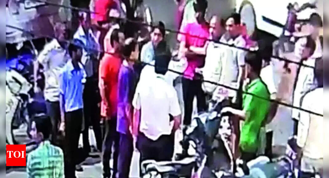 Ghaziabad: Bjp Functionary & Son Beat Up Man In Road Rage, Booked | Ghaziabad News - Times of India