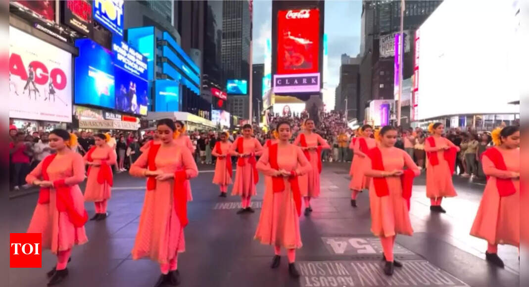 Mesmerising! Rig Veda's Sanatan Nasadiya Sukta performed at Times ...